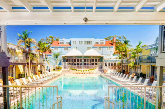 Pool Days to Book When You're on a Budget - ResortPass | Blog
