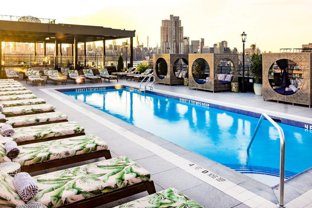 The 8 Best Rooftop Pools in NYC - ResortPass | Blog
