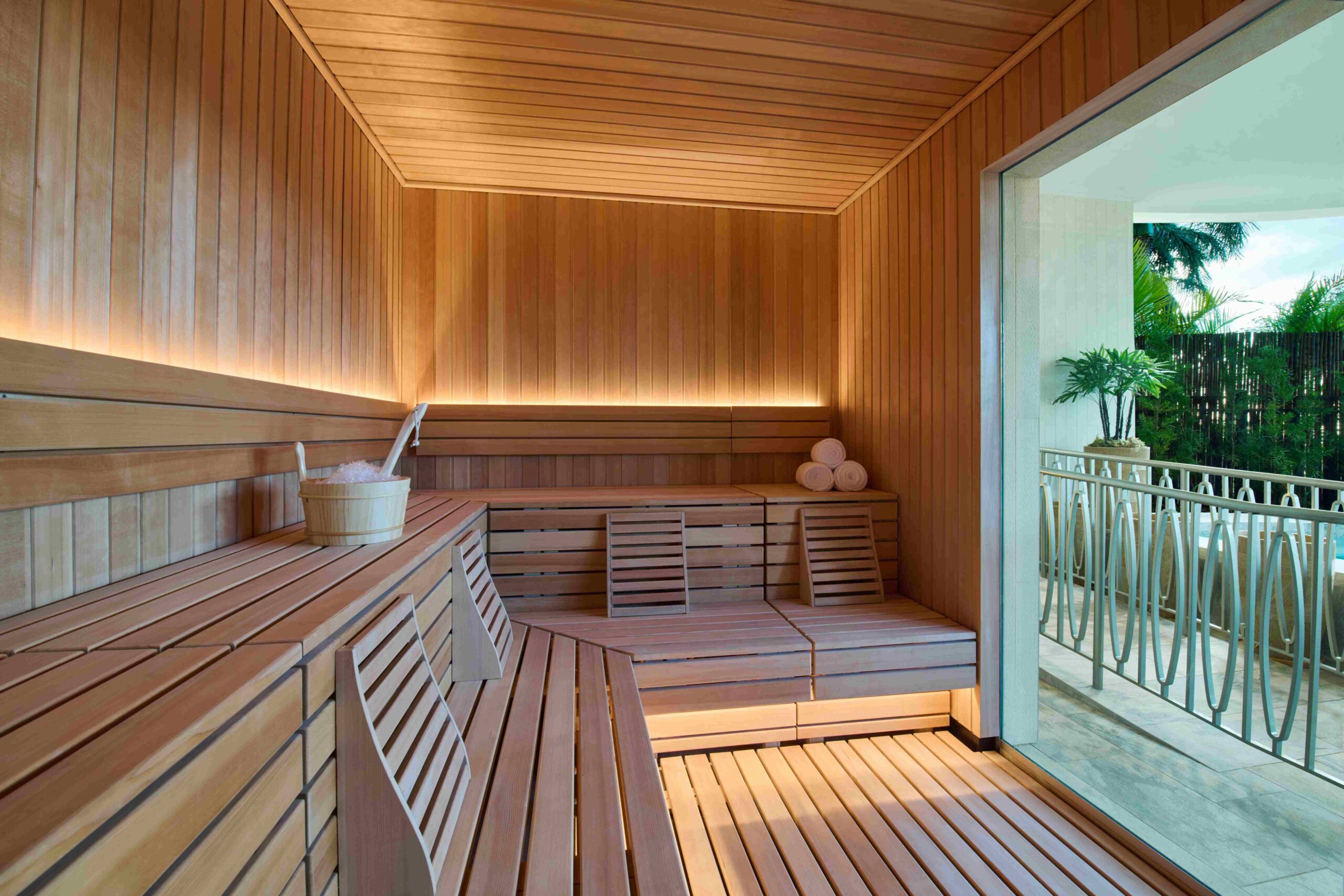 7 Sauna Benefits for Your Health and Wellness - ResortPass | Blog