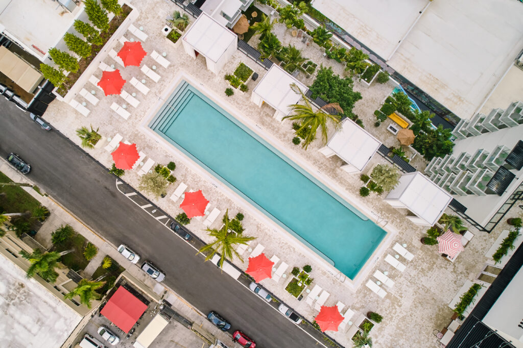 The 5 Best Rooftop Pools in Miami - ResortPass | Blog