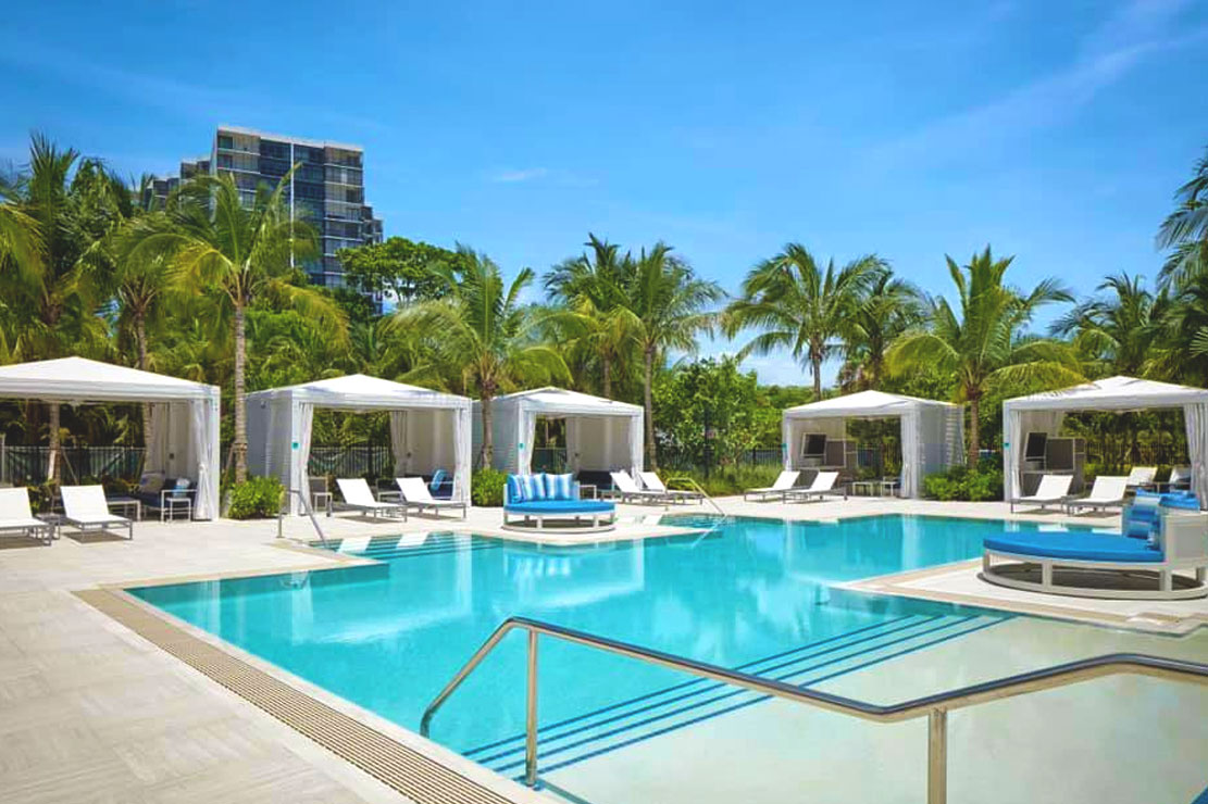 10 Best Hotel Pools in Florida - ResortPass | Blog