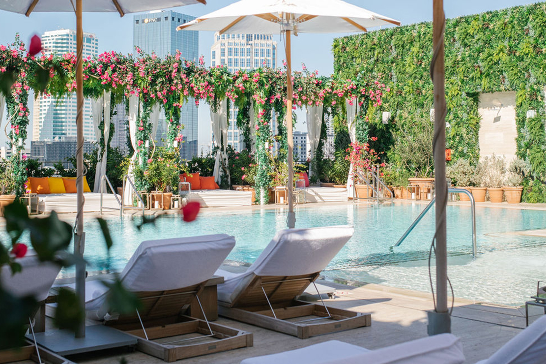 Best 15 Pools in Tampa - ResortPass | Blog