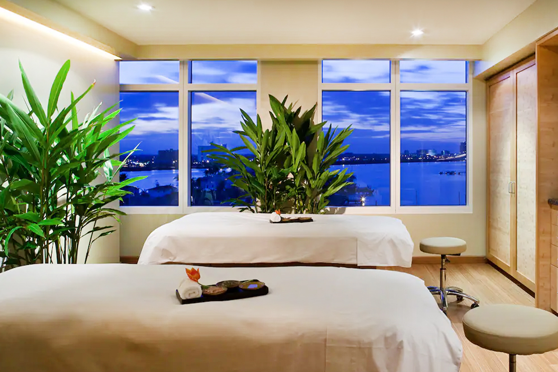 The 5 Best Couples Massages in Miami - ResortPass | Blog