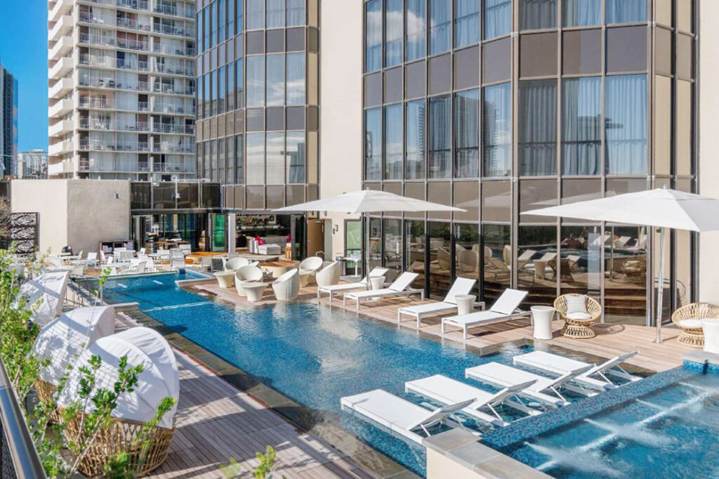 Best 11 Pools in Honolulu - ResortPass | Blog