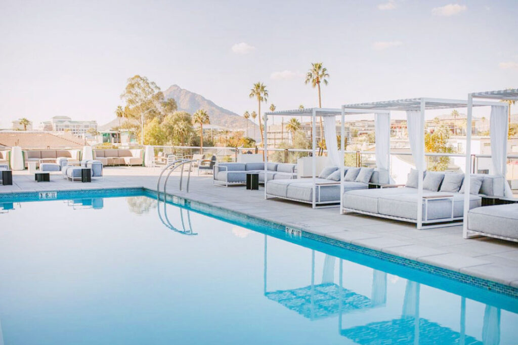 Best 15 Pools in Phoenix - ResortPass | Blog