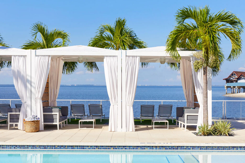 Best 15 Pools in Tampa - ResortPass | Blog