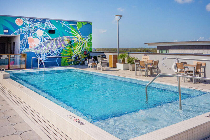 Best 15 Pools in Tampa - ResortPass | Blog