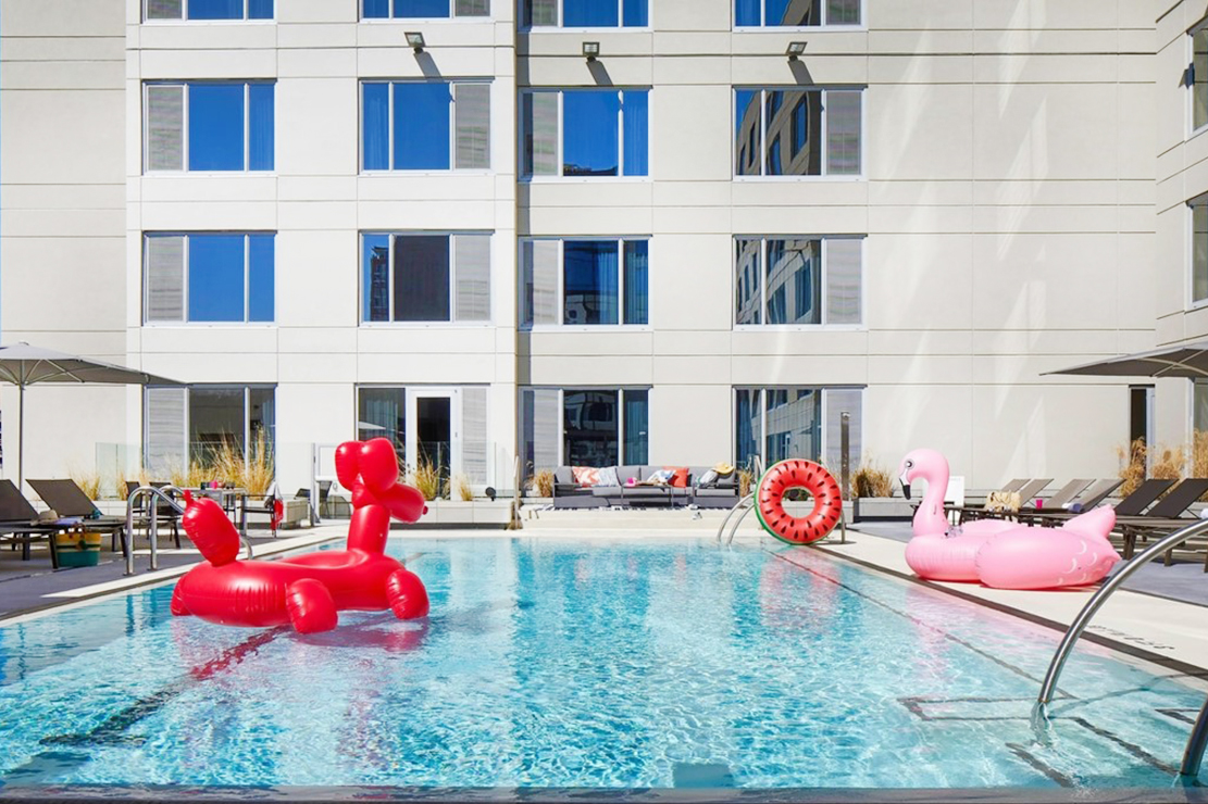 The 9 Best Rooftop Pools In Atlanta - ResortPass | Blog