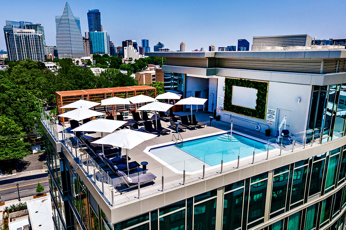 The 9 Best Rooftop Pools In Atlanta - ResortPass | Blog