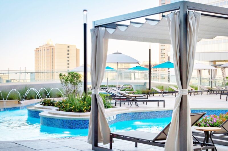 The 10 Best Rooftop Pools In Houston - ResortPass | Blog