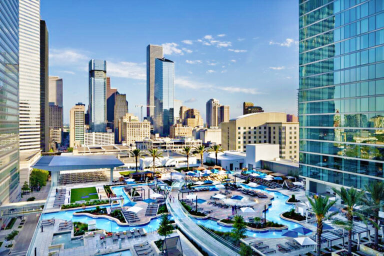 The Marriott Marquis Houston: A Complete Guide - ResortPass | Blog